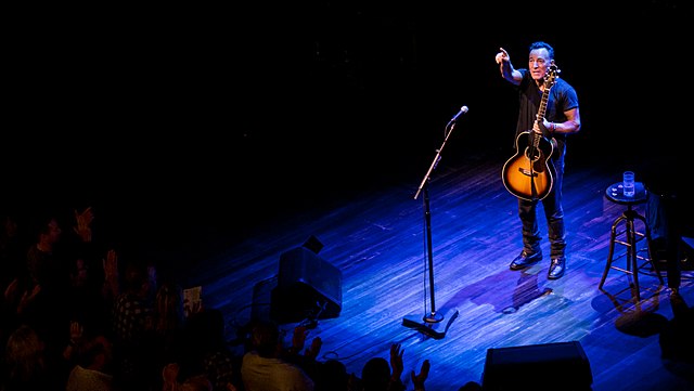 Watch Moving New Trailer for Netflix's 'Springsteen on Broadway'