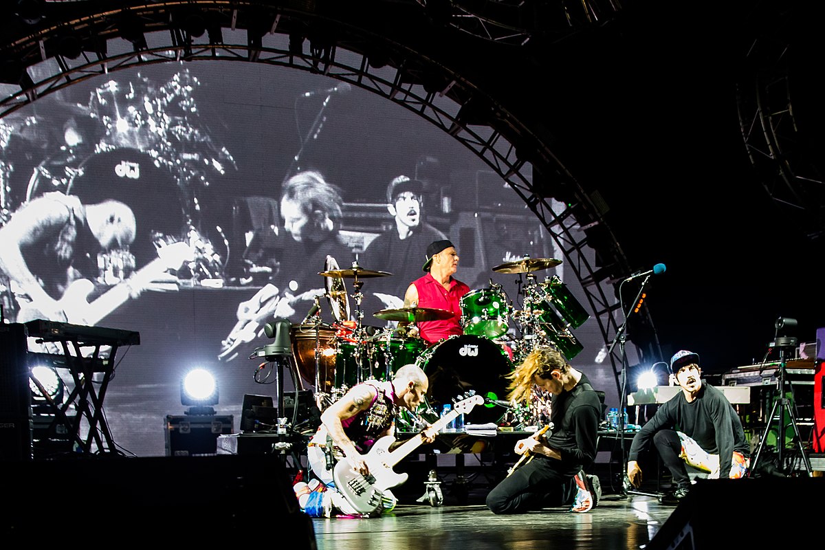 Red Hot Chili Peppers to Live Stream Performance at Egypt's Pyramids