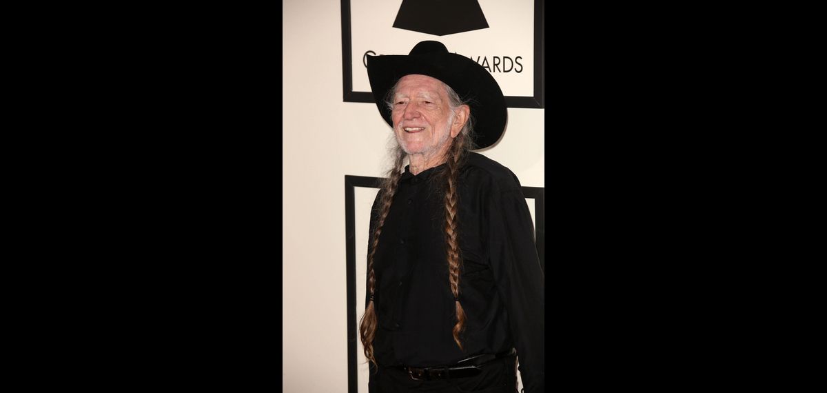 Willie Nelson Announces Second Frank Sinatra Tribute Album Willie Nelson Announces Second Frank Sinatra Tribute Album