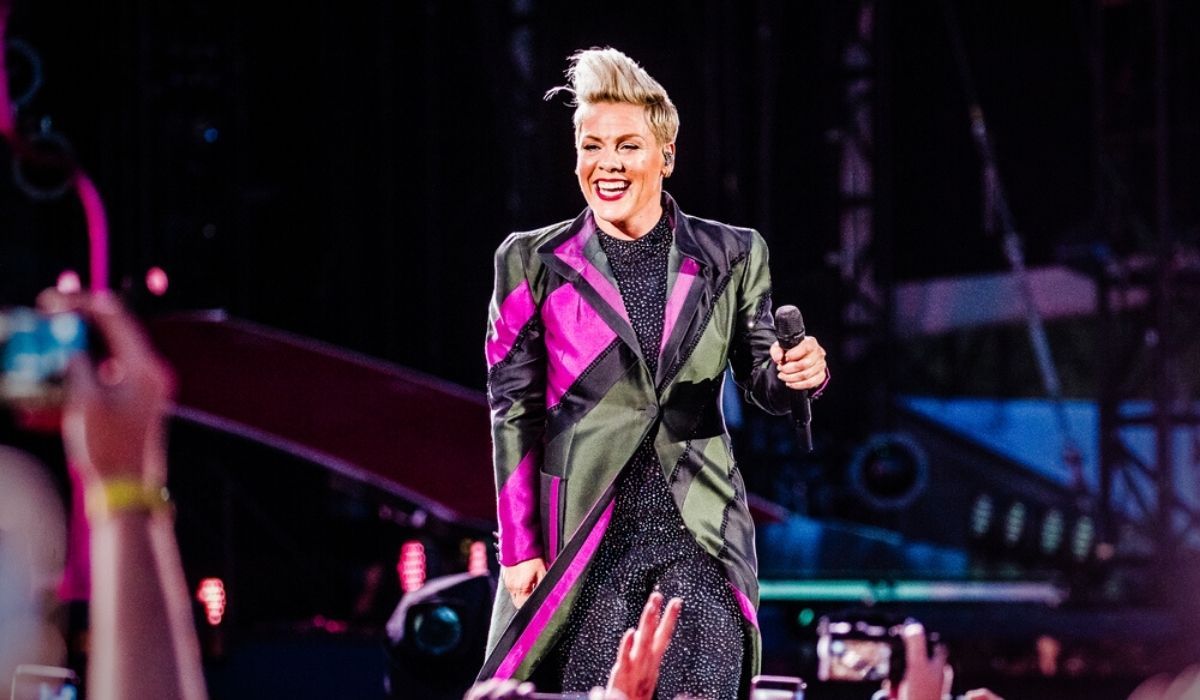 P!nk Spreads the Word About Upcoming Single 'Never Gonna Not Dance ... P!nk Spreads the Word About Upcoming Single 'Never Gonna Not Dance ...
